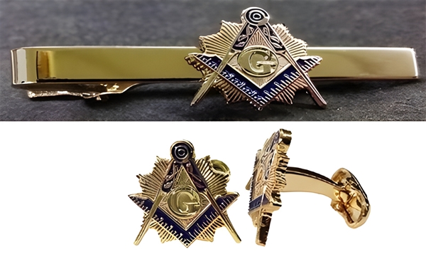 Masonic cuff links and tie bar set